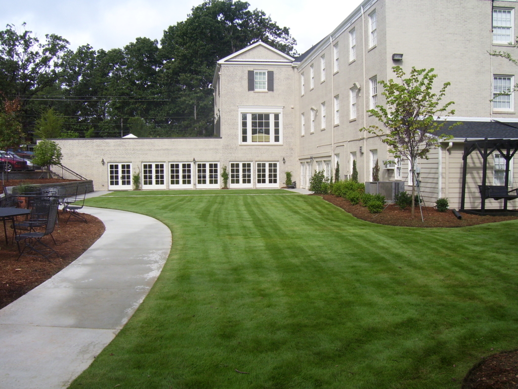 Commercial Lawn Maintenance - College Pro Landscaping
